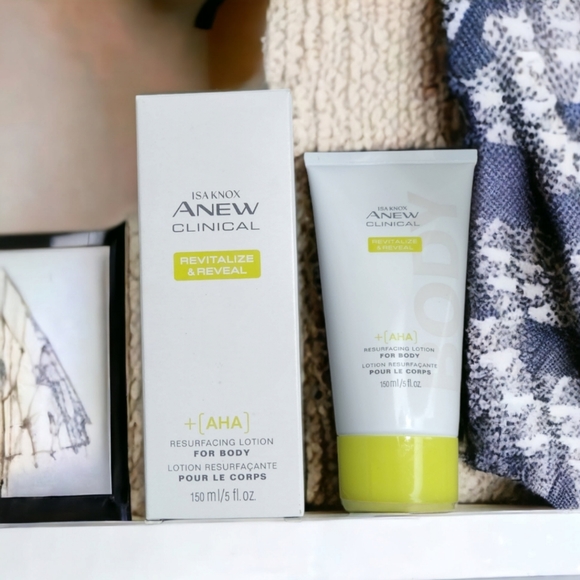 Avon | Bath & Body | Isa Knox Anew Clinical Resurfacing Lotion | Poshmark